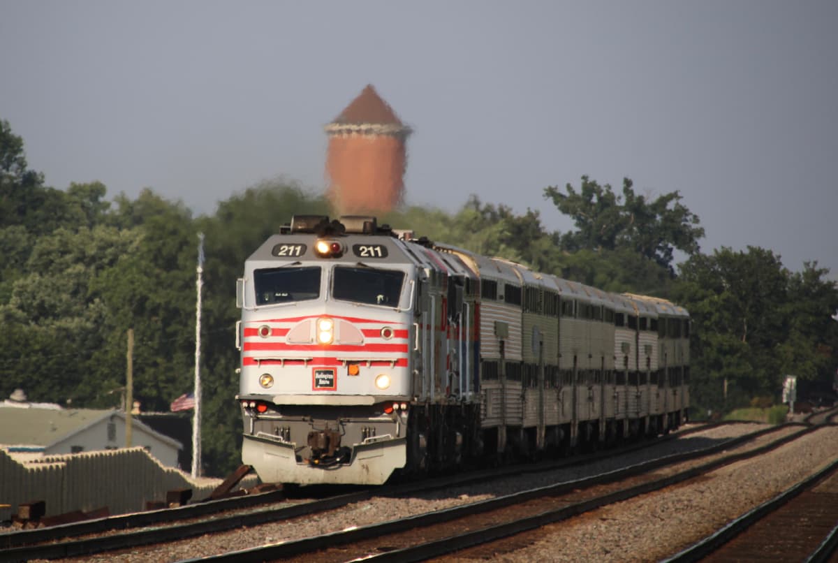 Metra Train Schedule, Train Tracker, tickets, Metra map